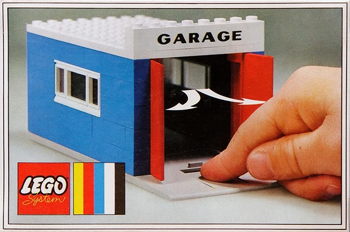 348 Garage with Automatic Doors | Brickipedia | Fandom