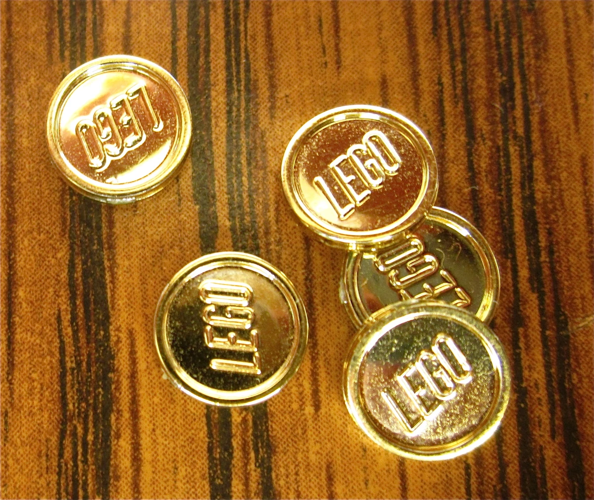 Gold Coin | Brickipedia | Fandom