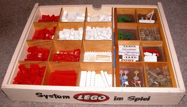 700/13 Storage Box (with contents) | Brickipedia | Fandom