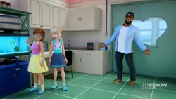 Martin (Andrea's Father) | LEGO Friends Wiki | Fandom