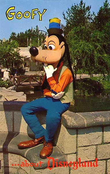 Dingo/Galerie/Parcs Disney | Disney Wiki | Fandom