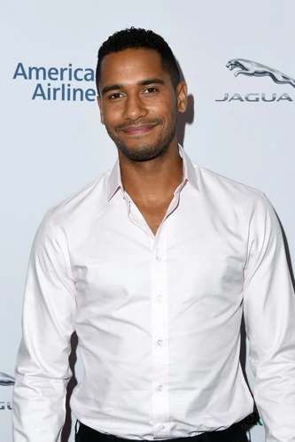 Elliot Knight | Disney Wiki | Fandom