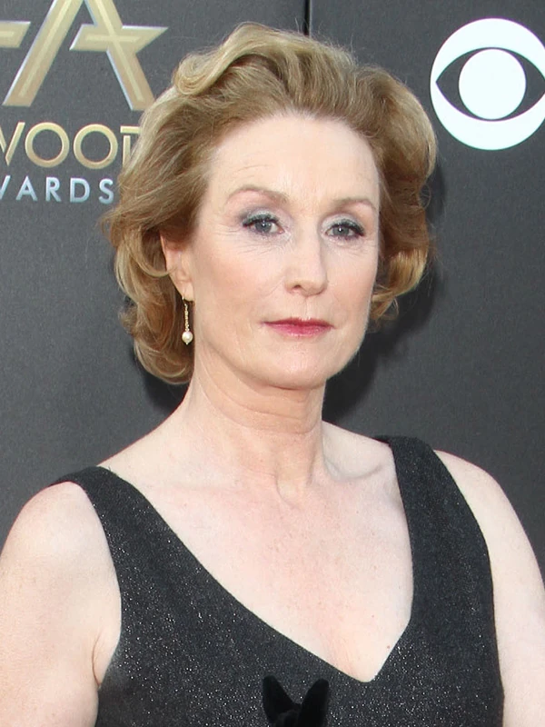 Lisa Banes | Disney Wiki | Fandom