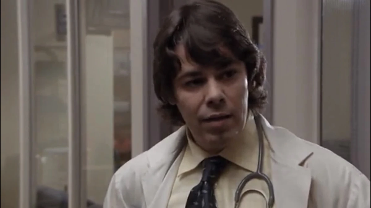 Dr. Mayhew | Wiki Les 4400 | Fandom