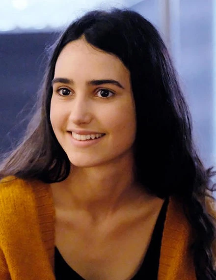 Roxane | Wiki Les Bracelets rouges | Fandom