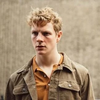 Clancy Gray | Wiki Les Insoumis | Fandom