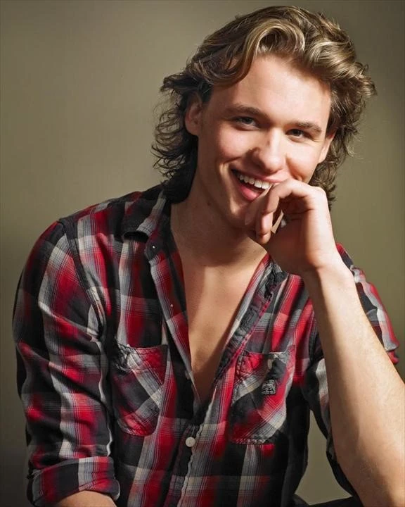 Dylan Playfair | Letterkenny Wiki | Fandom