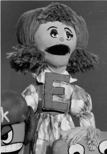 Miss E | Letter People Wiki | Fandom