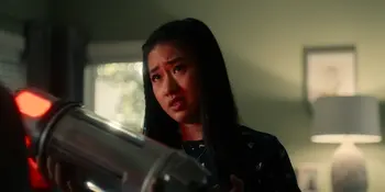 Hannah Moore | LGBT Characters Wikia | Fandom