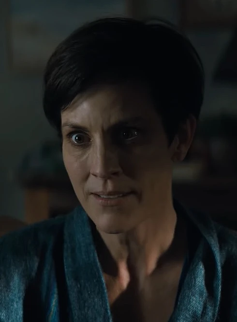 Sarah Gunning | LGBT Characters Wikia | Fandom