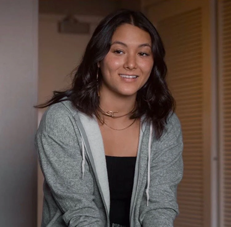 Izzie Taylor | LGBT Characters Wikia | Fandom