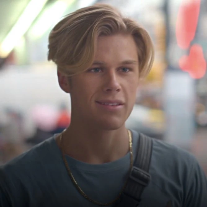 Alex Mercer | LGBT Characters Wikia | Fandom