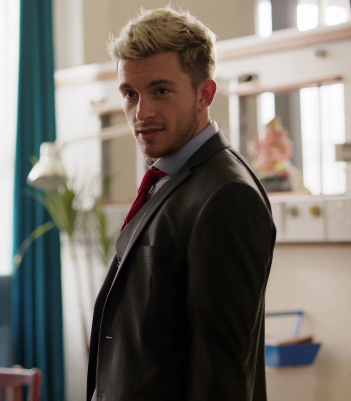 Sam (Crashing) | LGBT Characters Wikia | Fandom