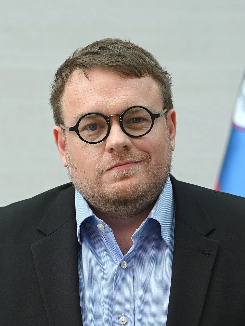 Simon Maljevac | LGBTQIA+ Wiki | Fandom