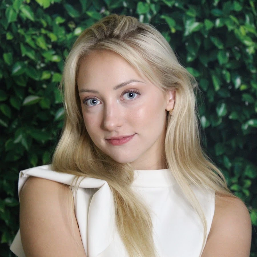 Paige Layle | LGBTQIA+ Wiki | Fandom