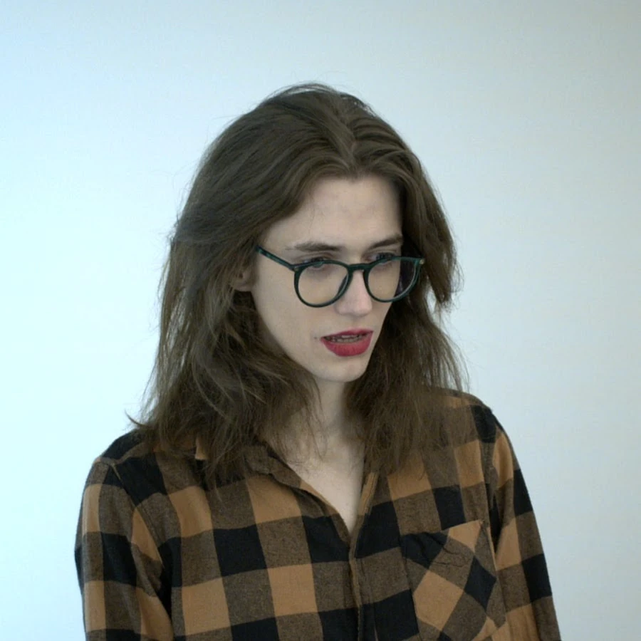 Mia Mulder | LGBTQIA+ Wiki | Fandom