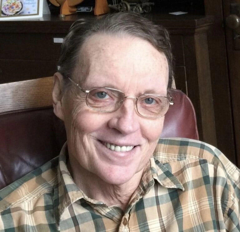 Wayne McLoughlin | Wiki Los Gatos Guerreros Fan-Traducciones | Fandom