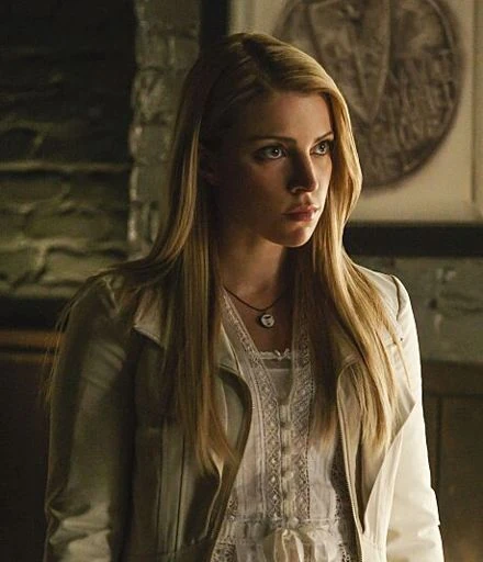 Mary Louise | Wikia Liber Proeliis | Fandom