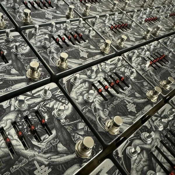 Total Distortion Worship | Lichtlaerm Audio Wiki | Fandom