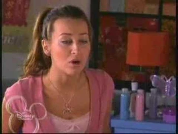 Slacker Mom | Life With Derek Wiki | Fandom