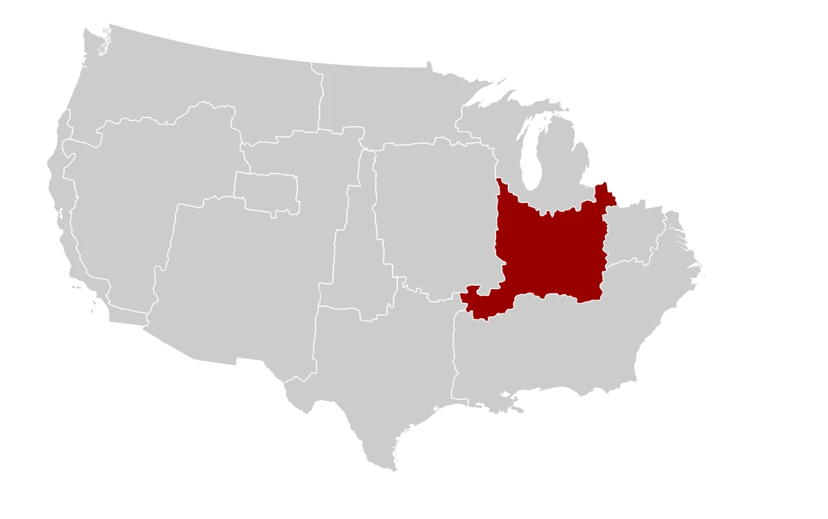 District 8 | Lila's Hunger Games Wiki | Fandom