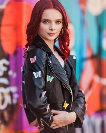 Leigha Sanderson | Lilliana Ketchman Wiki | Fandom
