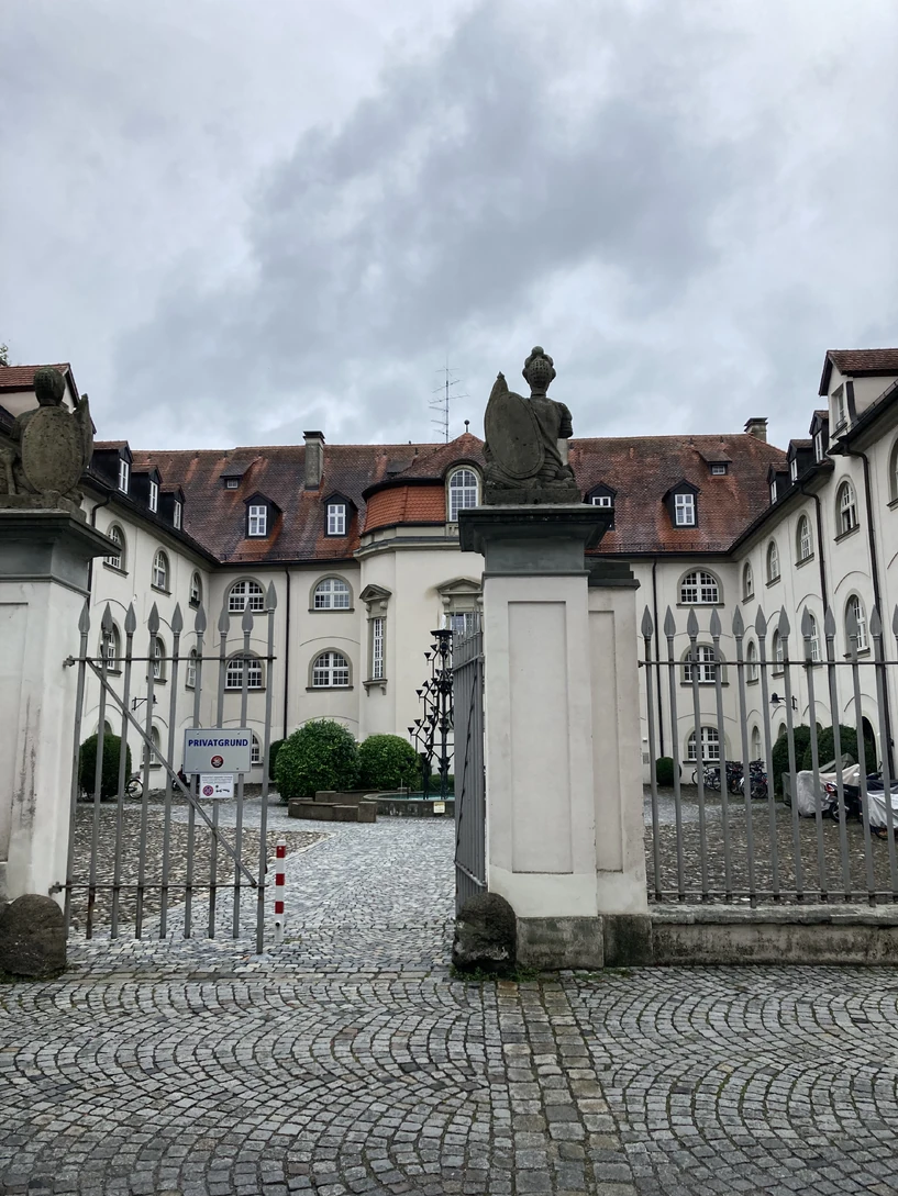 Max-Kaserne | De LINDAU Wiki | Fandom