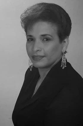 Yolanda Hackshaw | Literatura Wiki | Fandom