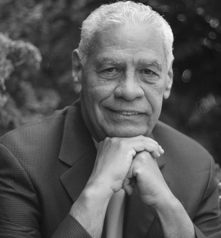 Luis Rafael Sánchez | Literatura Wiki | Fandom