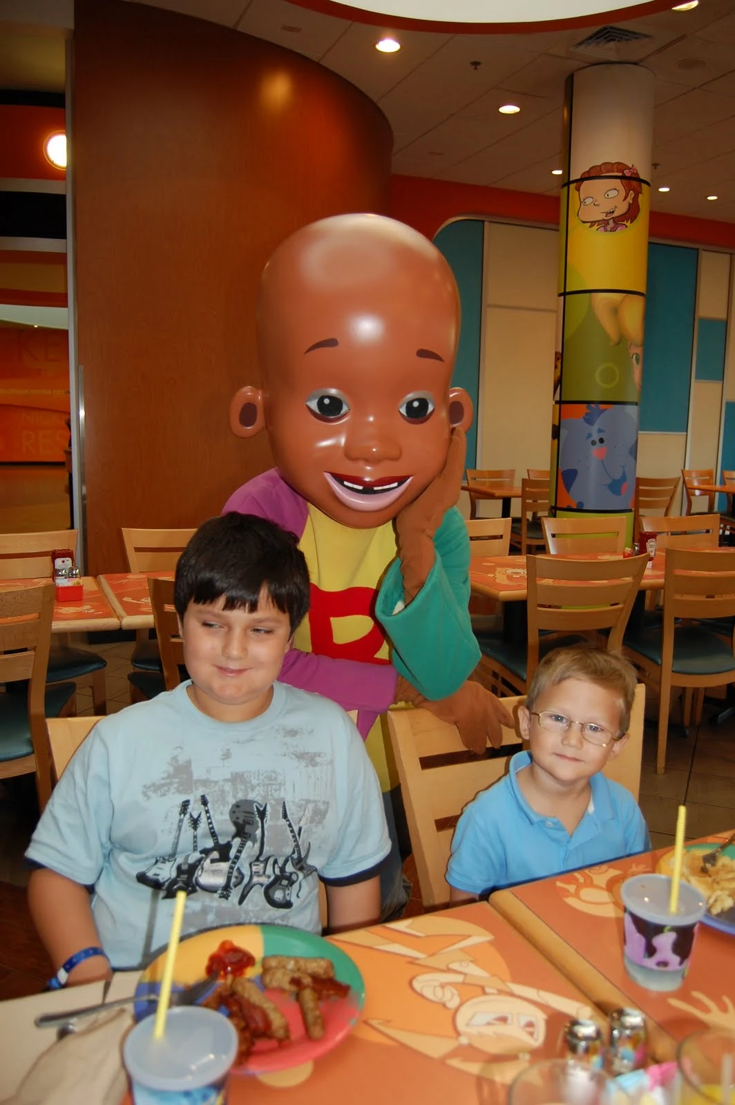 Walk-Arounds | Little Bill Wiki | Fandom