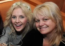 Perrie Edwards | Little Mix Wiki | Fandom