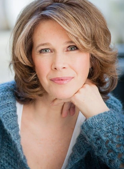 Iris Quinn | Live Action Wiki | Fandom