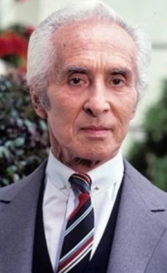 Roger Til | Live Action Wiki | Fandom