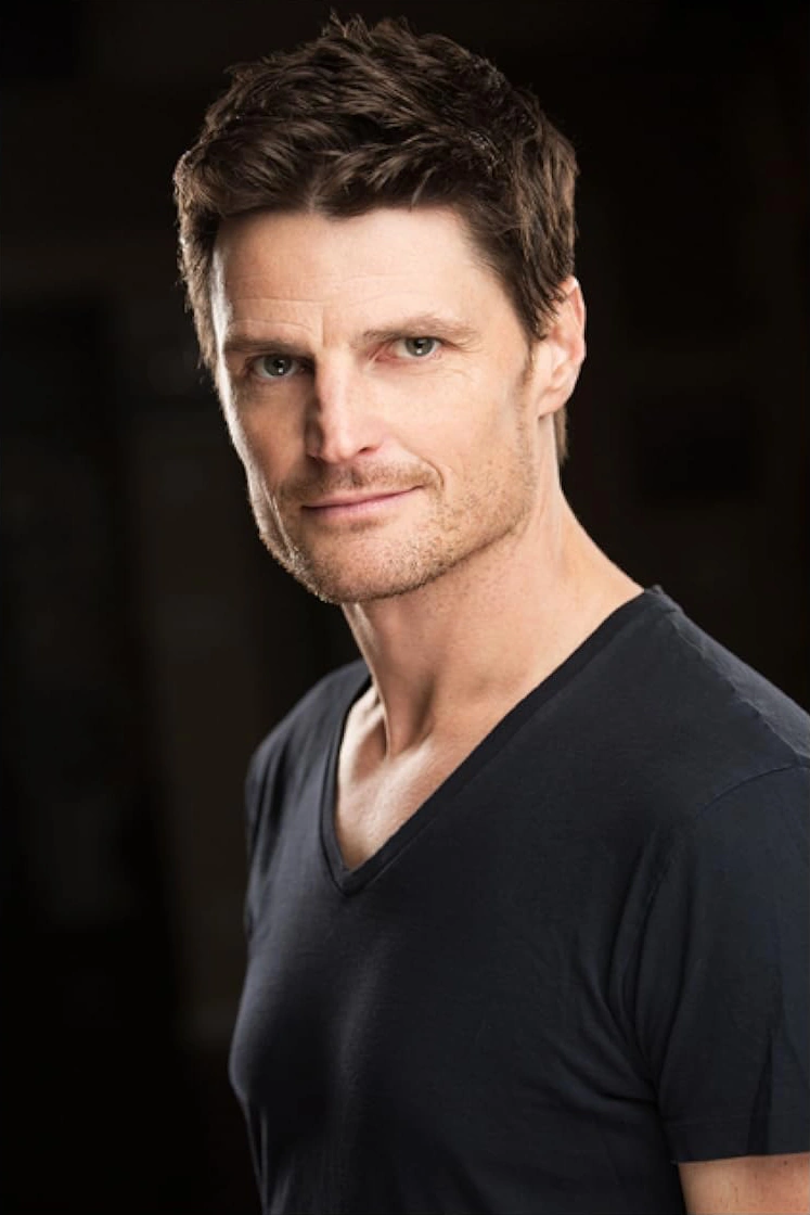 Bob Frazer | Live Action Wiki | Fandom