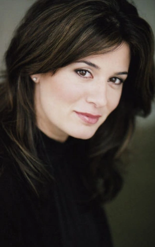 Nicole Oliver | Live Action Wiki | Fandom