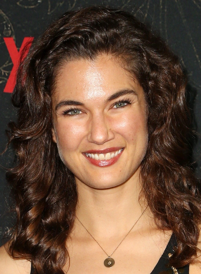 Teri Reeves | Live Action Wiki | Fandom