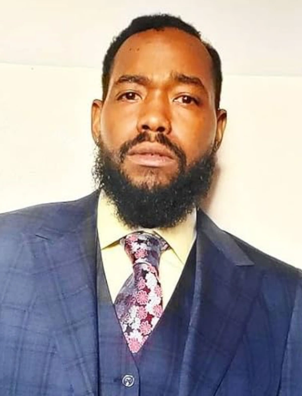 Ananias Dixon | Live Action Wiki | Fandom