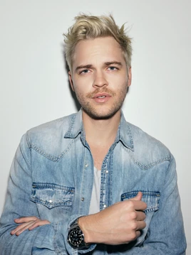 Alexander Calvert | Live Action Wiki | Fandom