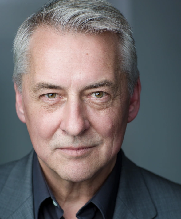 Tom Knight | Live Action Wiki | Fandom