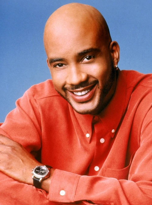 Overton "Obie" Wakefield Jones | Living Single Wiki | Fandom
