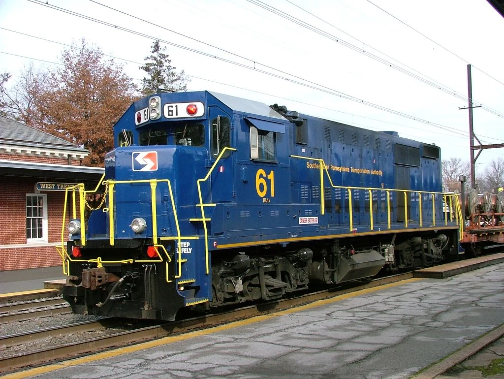 Republic Locomotive RL1000 | Locomotive Wiki | Fandom