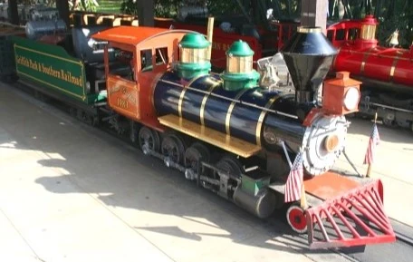 Griffith Park & Southern Railroad No.1 'The Colonel Griffith ...