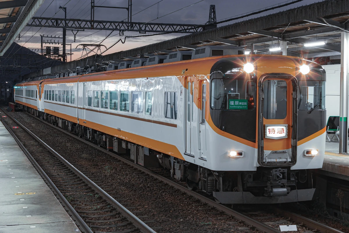 Kintetsu 16000 series | Locomotive Wiki | Fandom