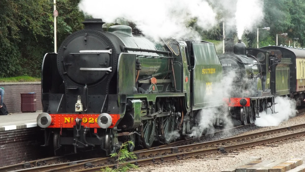 SR V Schools Class No. 926 'Repton' | Locomotive Wiki | Fandom