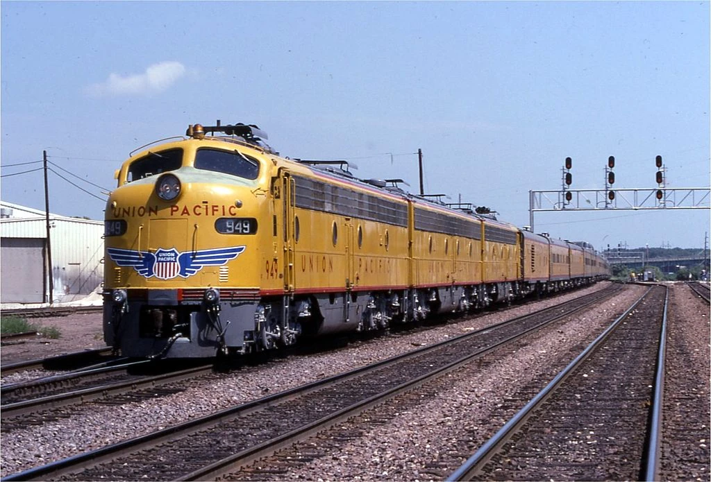 EMD E9 | Locomotive Wiki | Fandom