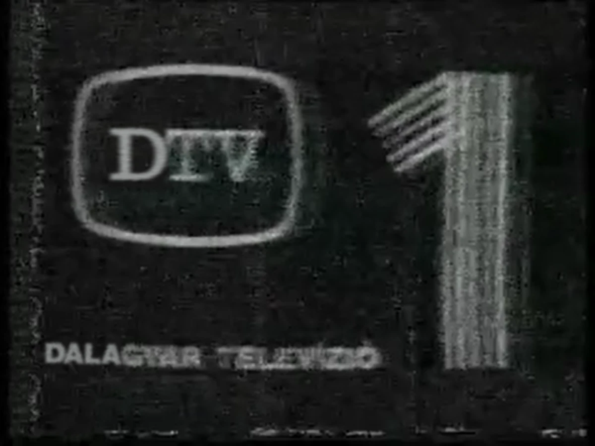 D1 | Logofanonpedia | Fandom