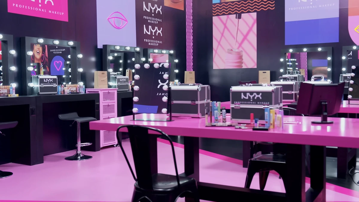 The Werk Room/La Más Draga | RuPaul's Drag Race Wiki | Fandom