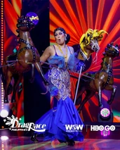 Popstar Bench | RuPaul's Drag Race Wiki | Fandom