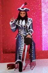 Heidi N Closet | RuPaul's Drag Race Wiki | Fandom