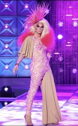 Elliott with 2 Ts | RuPaul's Drag Race Wiki | Fandom